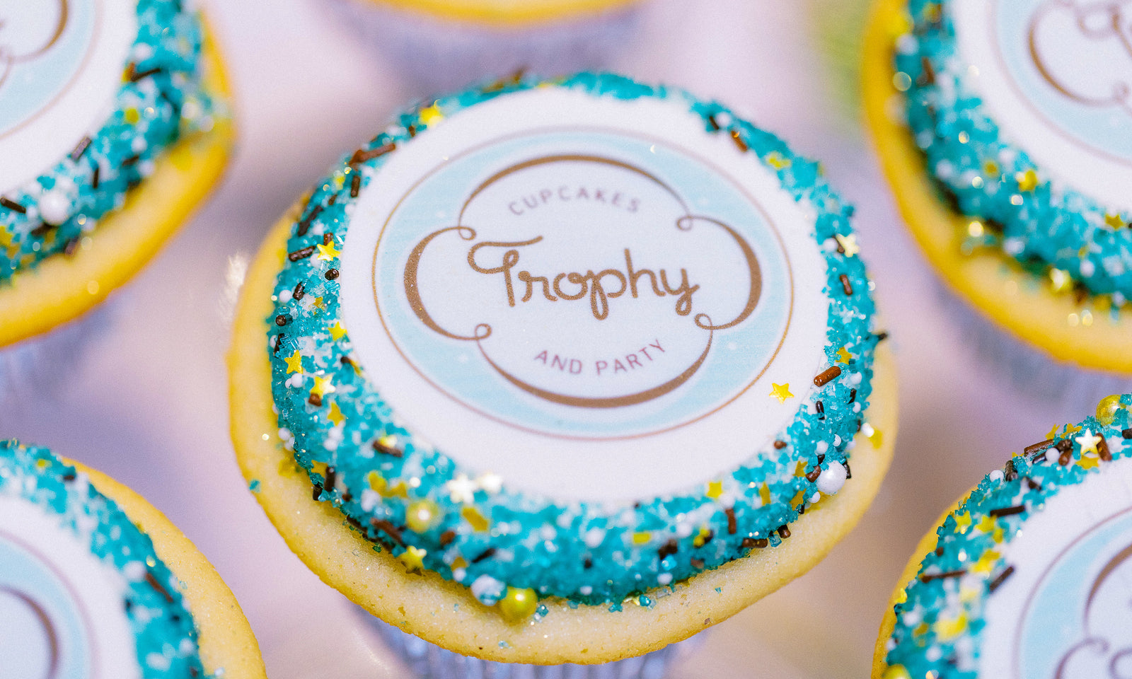 Trophy Cupcakes | Wow ‘em With Custom Cupcakes!