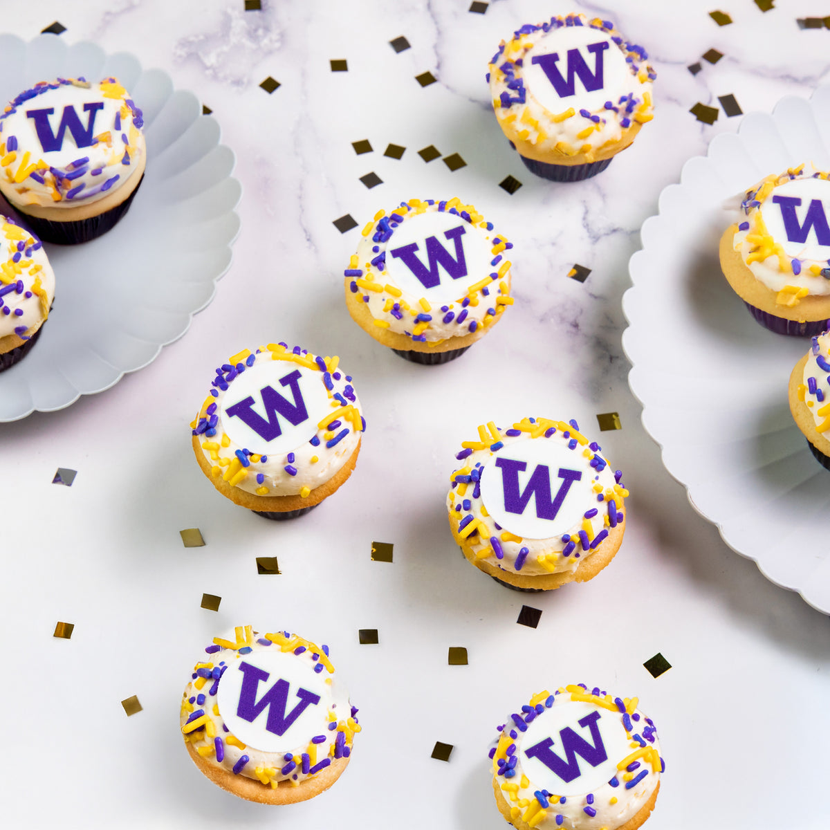 2 Dozen UW "W" Minis – Trophy Cupcakes